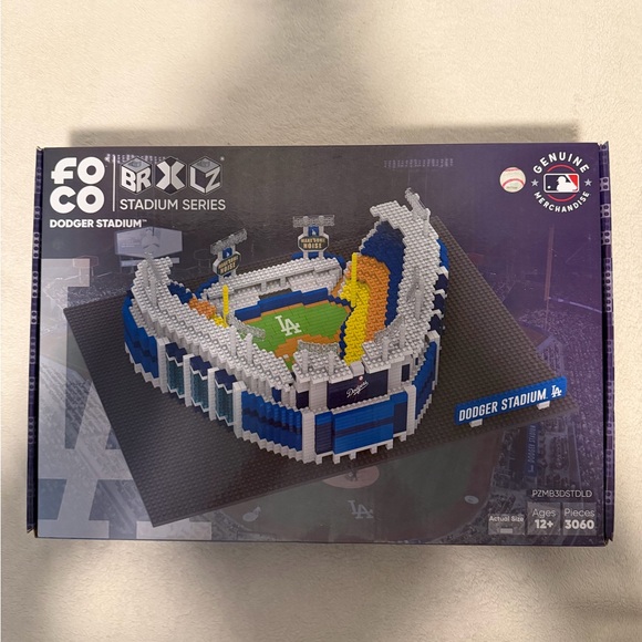 Foco | Other | Foco Brxlz Dodger Stadium Building Set Blue And White ...